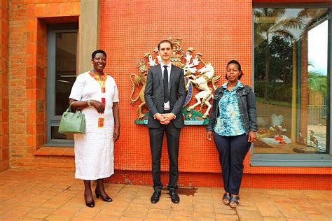 Prof Maud Signs Queen Elizabeth Ii Condolence Book Bishop Stuart