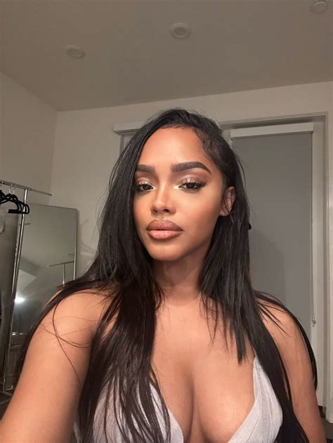 Pin On Cassiekaygee Twitter Inspo