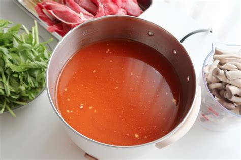 등촌샤브칼국수 만들기 매콤한 육수의 얼큰샤브샤브 레시피