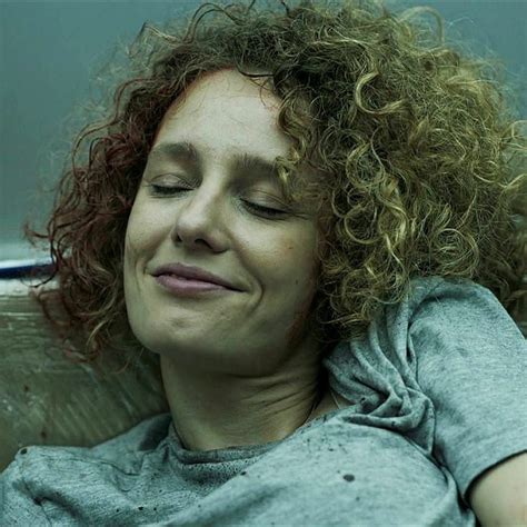 Pin De Merna Emad Em La Casa De Papel Tv Show Cantores Personagens Cabelo