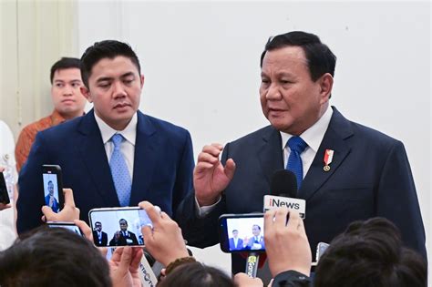 [FOTO] Presiden Prabowo Tanggapi Pengunduran Diri Gus Miftah dari ...