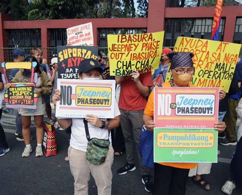 Group Blames Duterte Marcos For Transport Woes The Manila Times