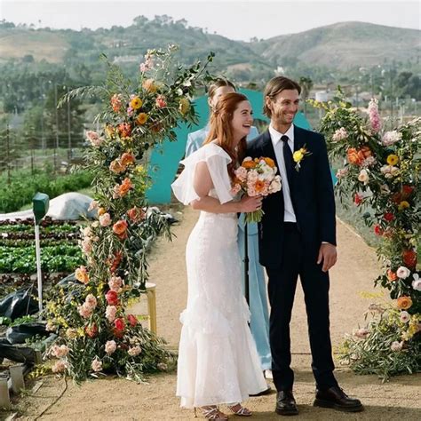 Bonnie Wright Married