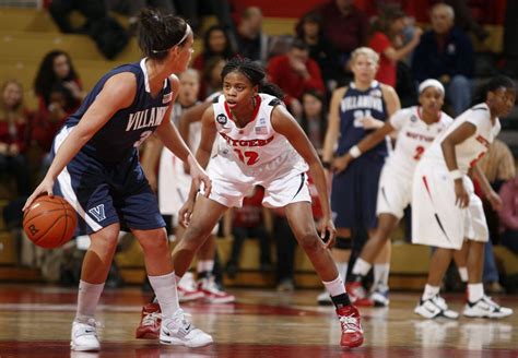 Poll Who Is Most To Blame For Daisha Simmons Transfer Issue
