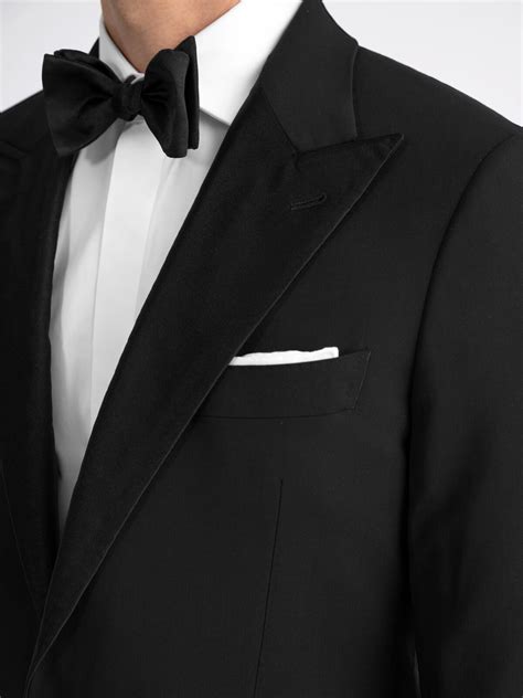 Tuxedo Guide How To Choose And Style The Perfect Tux Proper Cloth Help