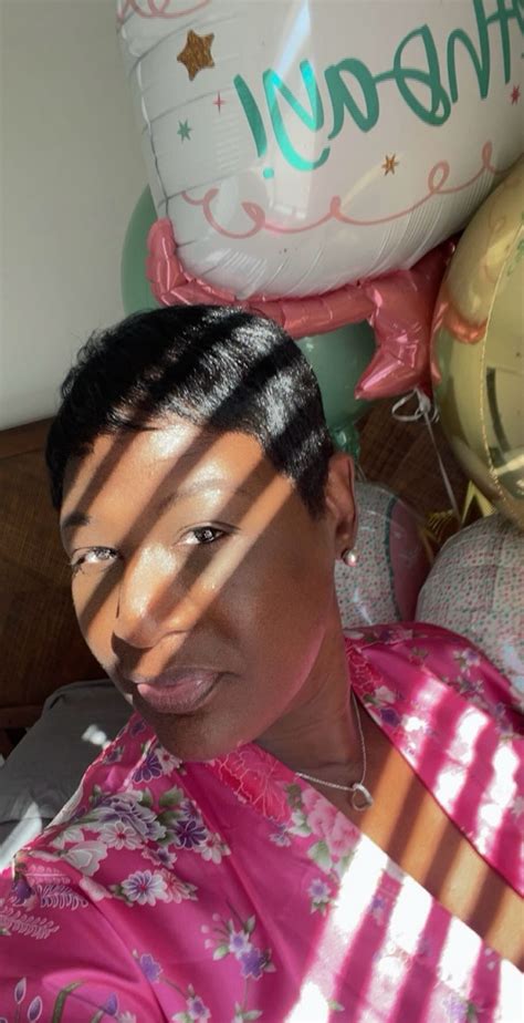 Tia C Iamtiabia Threads Say More