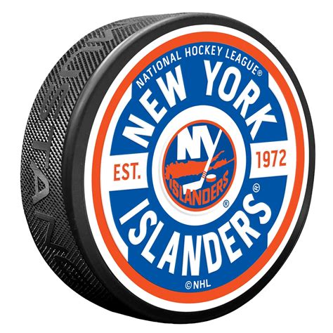 New York Islanders Gear Textured Puck Hockey Hall Of Fame