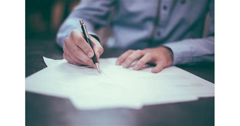 Работодатели могат да наемат на втори трудов договор работници в неплатен отпуск от други фирми