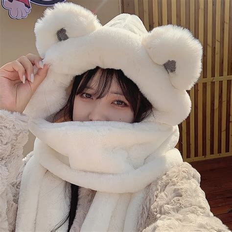 새로운 겨울 두꺼운 곰 모자 스카프 올인원 여성 한국어 버전 귀여운 패션 사이클링 따뜻한 장갑 3 피스 세트 2022 위시버킷
