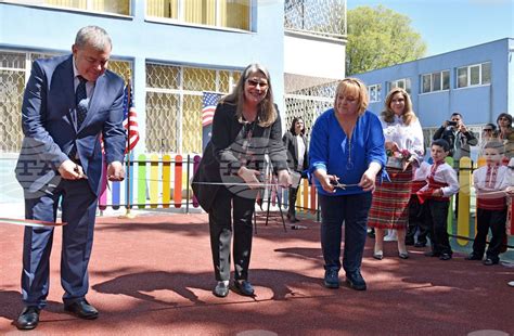 С финансовата помощ на посолството на САЩ е обновена детска градина във Варна Утро