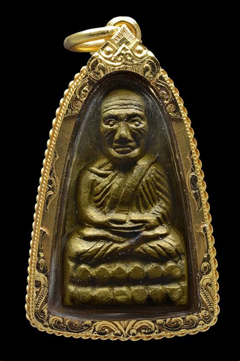 หลวงพ่อทวด วัดช้างให้ หลังหนังสือเล็ก ปี2505 บล๊อค ว จุดหน้าหนู หูกาง