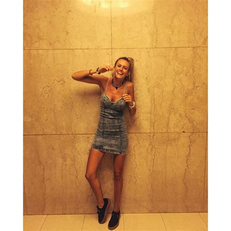 La Foto M S Hot De Melina Lezcano La Cantante De Agapornis Exitoina