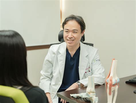 봄철 등산 무릎 관절염·골다공증 환자 안전사고 주의