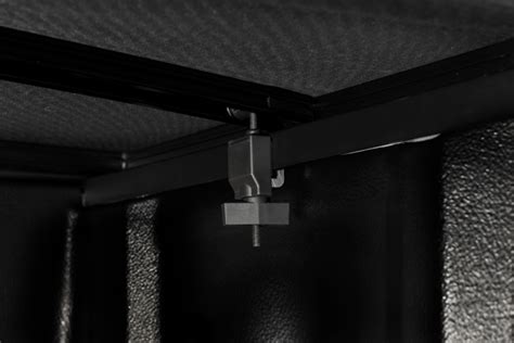 Extang 04 15 Nissan Titan 5ft 6in Wrail System Trifecta Signature