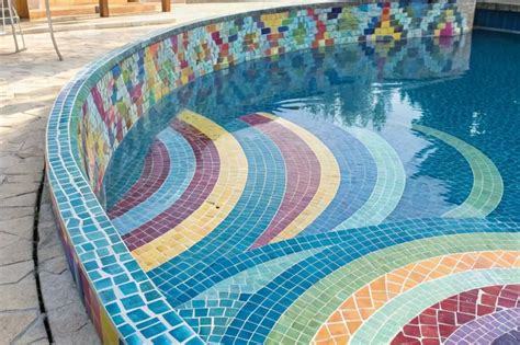 18 Stunning Beach Style Pool Ideas