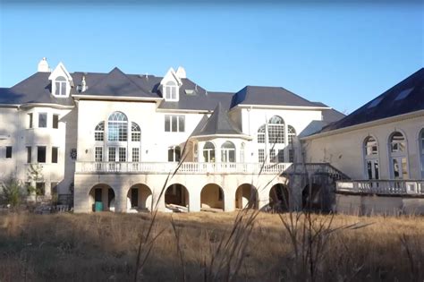 They Found An Abandoned 105m Mansion — What They Found Inside Is