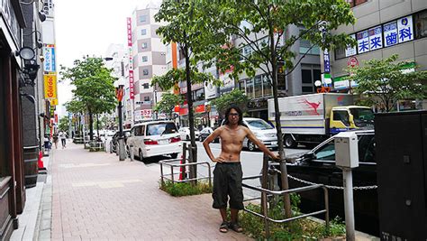 外で裸になっても怒られない場所を探す トゥギャッチ