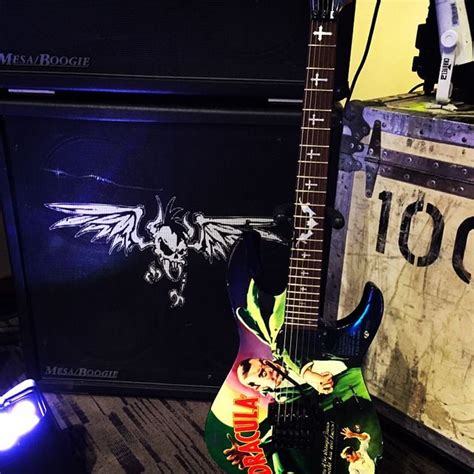 Kirks Dracula Esp Whats Your Favourite Guitar From Kirks Collection R Metallica