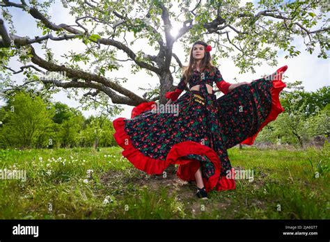 What Is A Gypsy Dress At Caitlyn Buvelot Blog