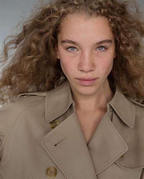 Rosie Jones Model Team