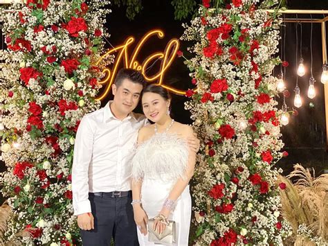 ချစ်ခင်ပွန်းအတွက် မွေးနေ့ကိတ်လေးကိုယ်တိုင်လုပ်ပြီး Surprise လုပ