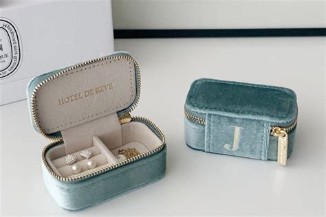 쥬얼리정리용품 이니셜각인 알파벳 벨벳 주얼리박스 미니타입6컬러 주얼리보관함 보석함 오늘의집 쇼핑