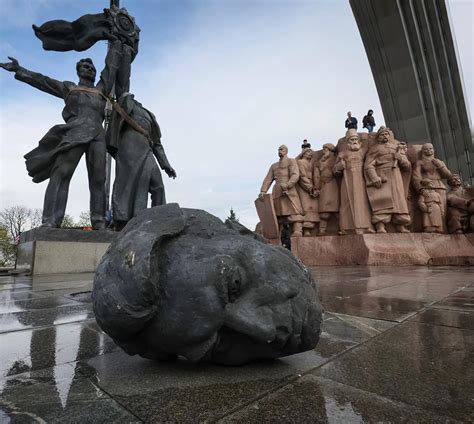 დასრულდა უკრაინელი და რუსი ხალხის საუკუნოვან “ნათესაობის” მონუმენტის ისტორია