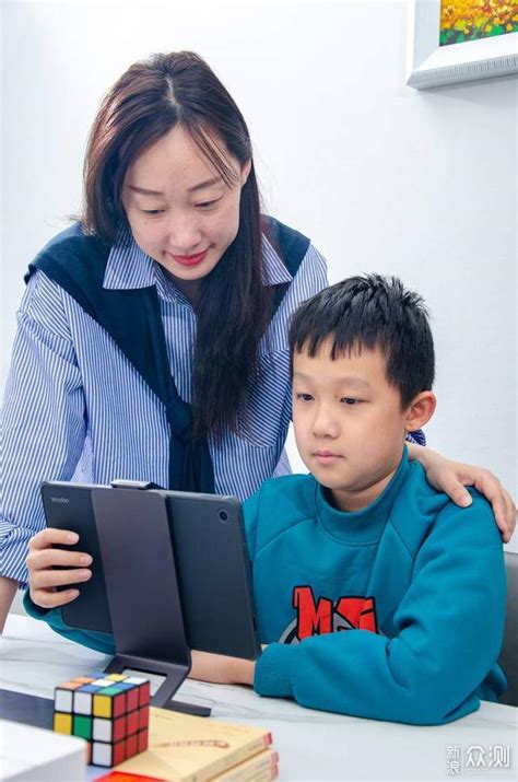 培养学习兴趣提高孩子学习成绩 有道学习机x10 原创 新浪众测