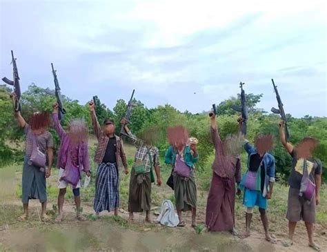 Peoples Spring နတ်မောက်မြို့အဝင် စစ်ဆေးရေးဂိတ်ကို