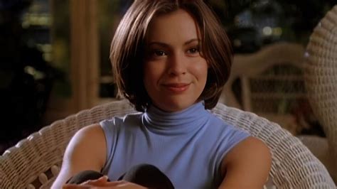 Alyssa Milano Bio Age Young Pictures Height Husband Net Worth 2025