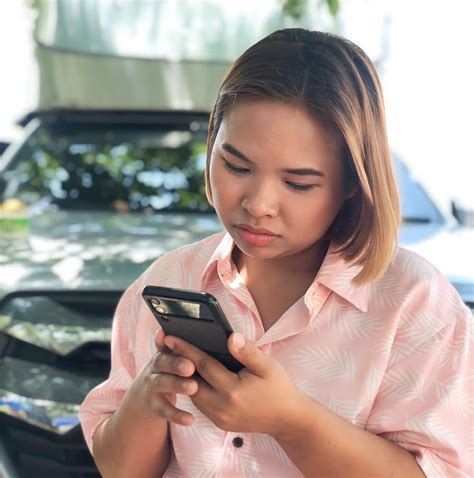 ဒီညငါလိပ်ကျောက်ဟင် မိန်မိန်လေးနဲ့ စားကြမယ်ရှင်😋😋😋 By Yin Lat Win Facebook