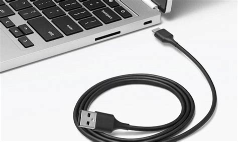 Amazon Called To Ban Some Usb C Cables After Google Engineer Fries Machine Daily Mail Online