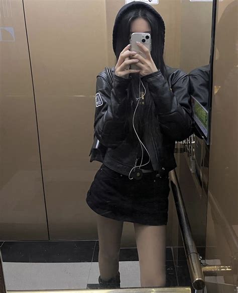 Épinglé Sur 옷 스타일