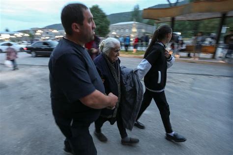 Cerca De 7000 Miles Armenios Huyeron De Nagorno Karabaj Tras Una Nueva