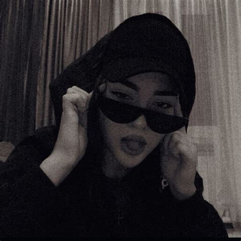 Пин от пользователя Toyret на доске Красивые девушки Фотографии старшекласников Сумасшедшие