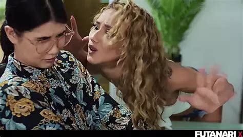 Echte Futanari Veronica Leal Neukt Haar Futa Kloon Xhamster