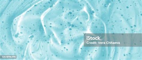 히알루론산젤 산소 거품과 파란색 배경 산소 거품화장품 크림 기치 액체에 대한 스톡 사진 및 기타 이미지 액체 과학 밝은 청색 Istock