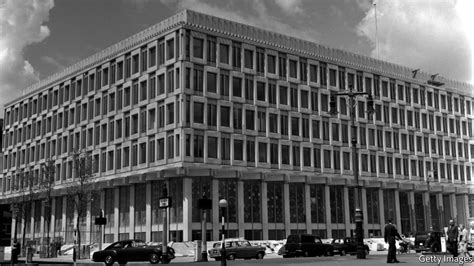 The American Embassy Building In London Is A Modernist Classic