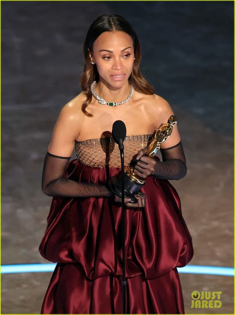 Zoe Saldana From Scifi Queen To Style Icon