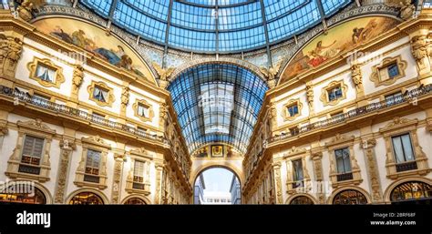 In Der Galleria Vittorio Emanuele Ii In Mailand Diese Galerie Ist