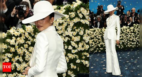 Met Gala 2025 Zendaya Shines In Elegant All White Suit With Stylish