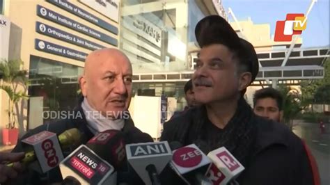 Anil Kapoor Anupam Kher Visit Hospital To Check On Risabh Pant Youtube