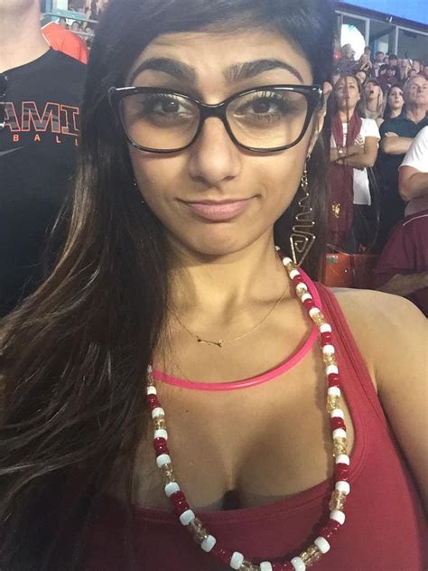 Big Boobed Exotic Lebanese Pornstar Mia Khalifa Pics Sugarcookie Xxx