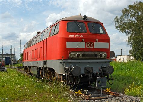 Die 218 217-8 am 18.07.2012 im DB Museum Koblenz. Die V164 wurde 1973 ...