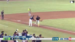 Ramon Ramirez Hits Solo Home Run 09 18 2025 Kansas City Royals