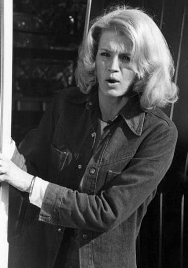 Is Angie Dickinson Dead Age Birthplace And Zodiac Sign