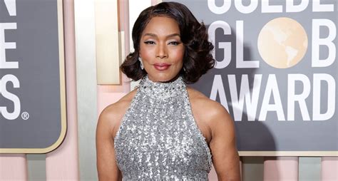 Angela Bassetts Net Worth How She Made Her Fortune Purewow