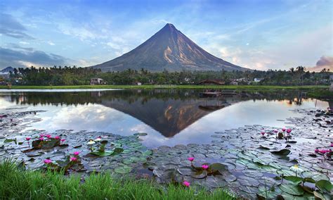 Mayon Volcano Natural Park Activities And Attractions Vacationhive