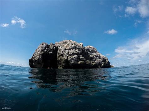 Sail Rock Fun Dive In Koh Phangan With Padi 5 Star Idc Resort Klook