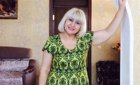 След дългогодишен брак съпругът ми ме напусна и отиде при 40 годишна жена и едва в този момент